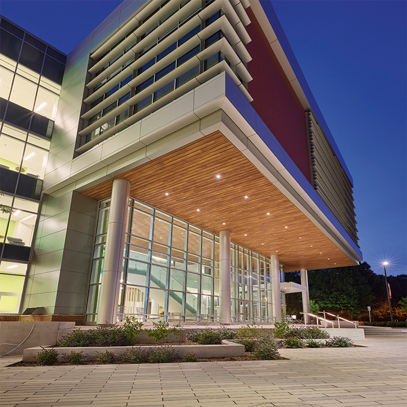 METALWORKS Linear Classics - Exterior Square with Extended Flange ...